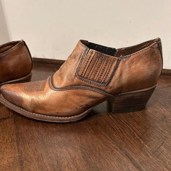 Freebird by Steven | Shoes | Freebird By Steven Bronze Wyoming Boots W9 Only Wore Twice | Poshmark